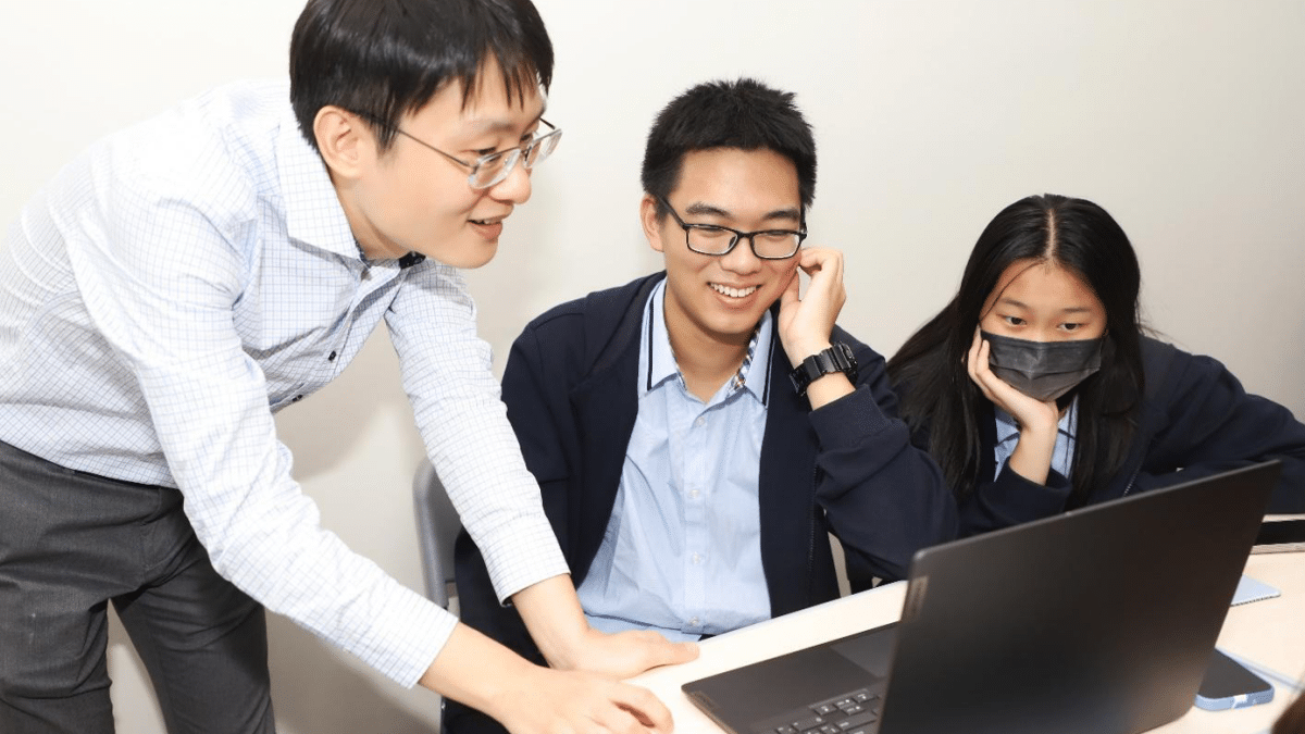 What Are the Benefits of Taking an IGCSE Preparatory Course?