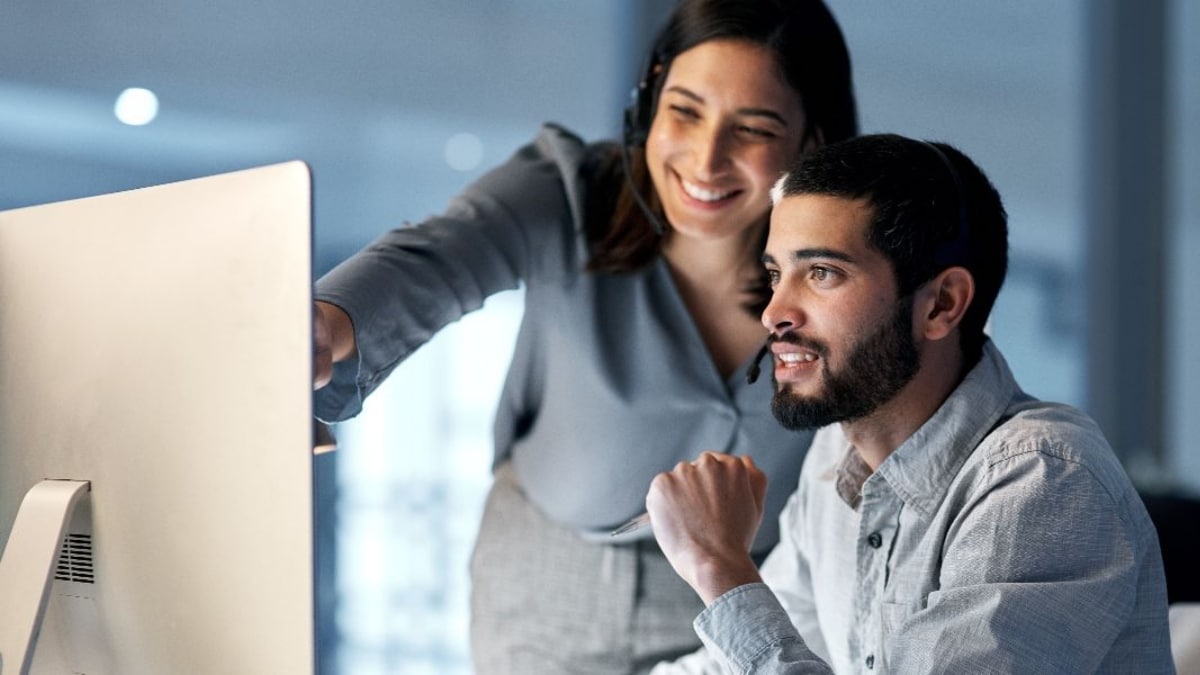 Digital Literacy: Empowering the Modern Workforce Through Advanced Tech ...