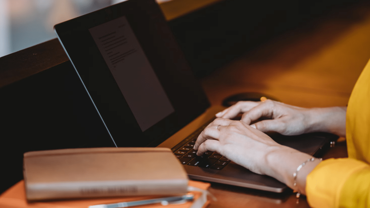 Why Online Businesses Can't Thrive Without SEO Specialists Why Online Businesses Can't Thrive Without SEO Specialists