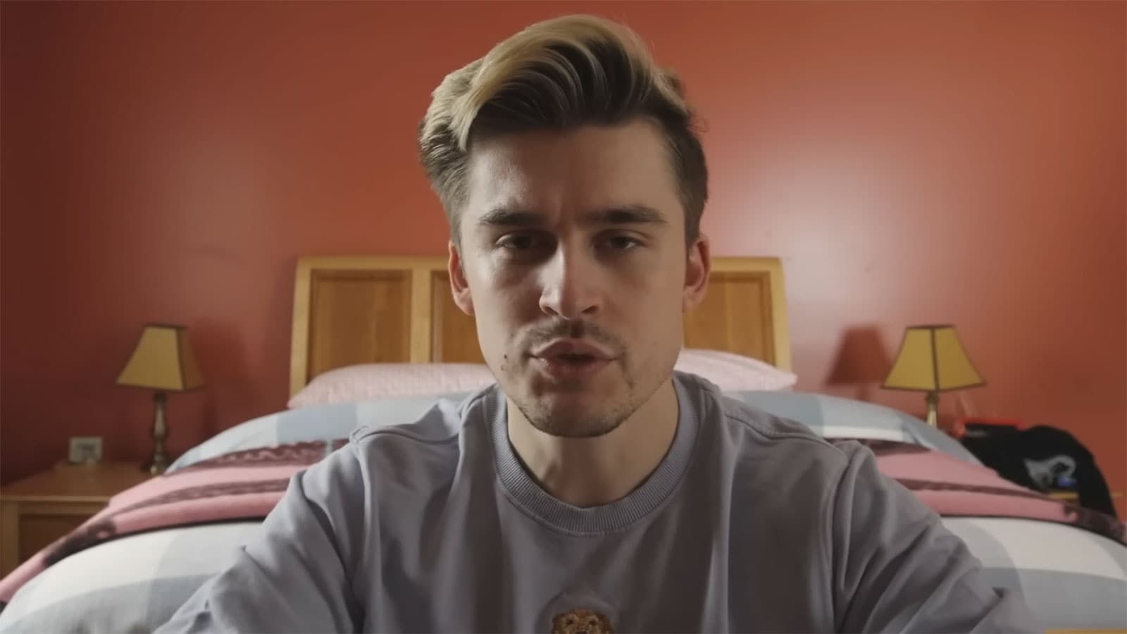 Mogul Munchies: Scooping Success Of Ludwig's Ice Cream Venture