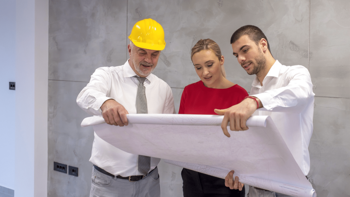 How Architects and Contractors Collaborate on Large-Scale Construction ...