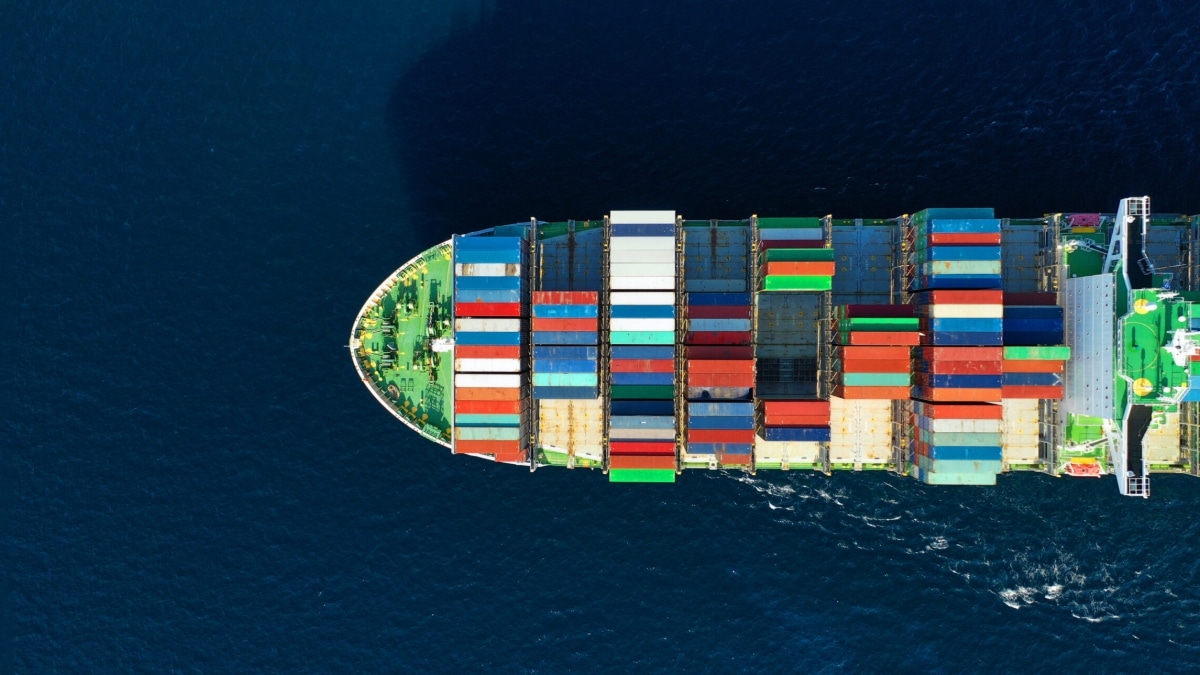 Creating Sustainable Marine Vessels: Key Practices and Innovations