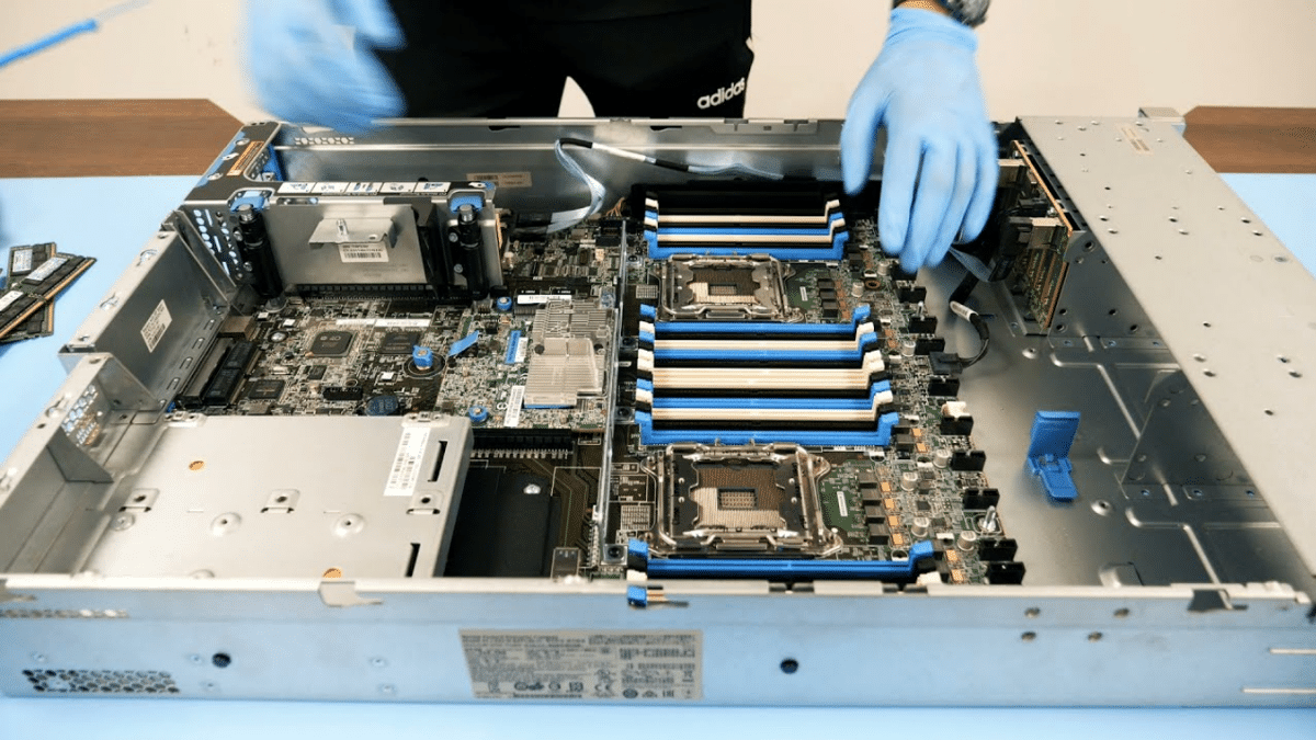 Upgrade Your System with High-Performance HPE Server Memory
