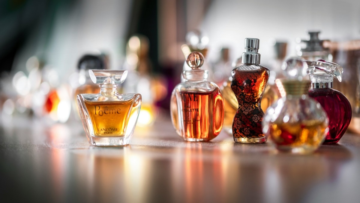 The History Of Glass Perfume Bottles