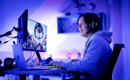 The Evolution of Online Gaming: Trends, Benefits, Challenges, and the ...