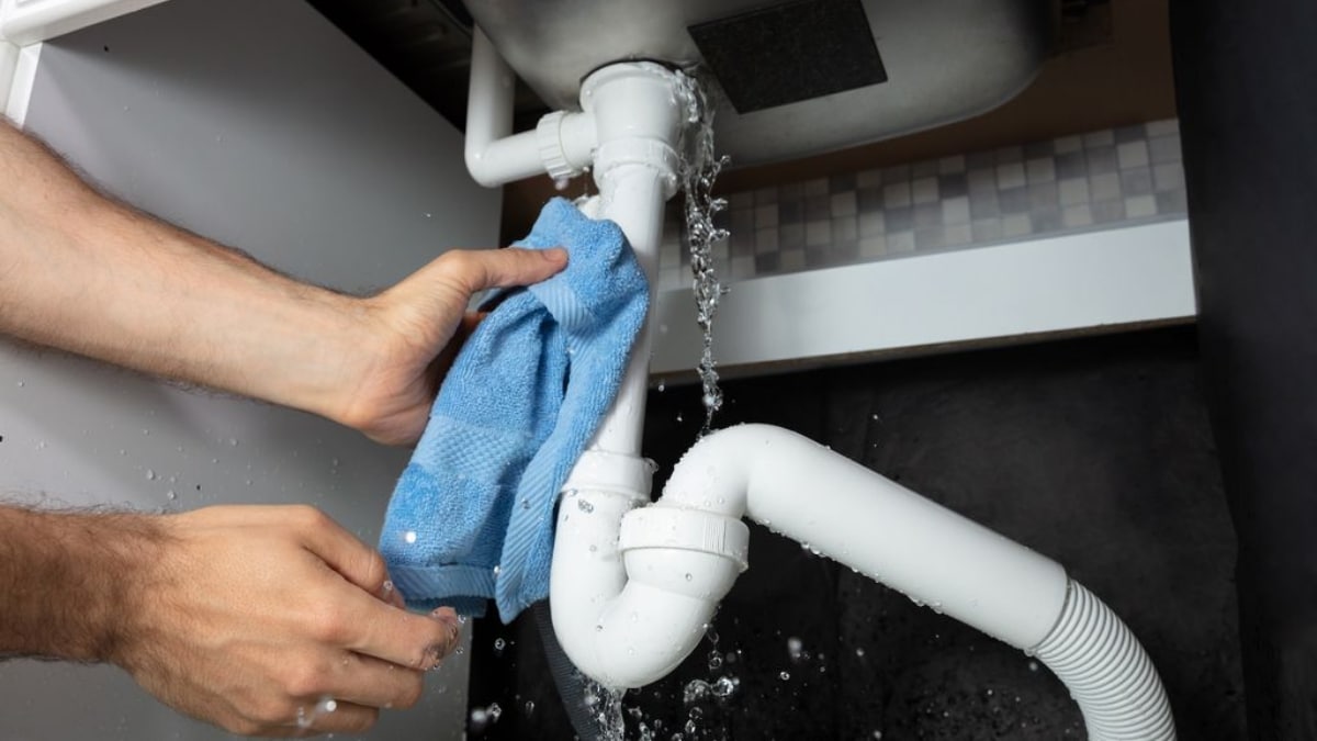 Emergency Handyman Services: Quick Fixes for Urgent Repairs