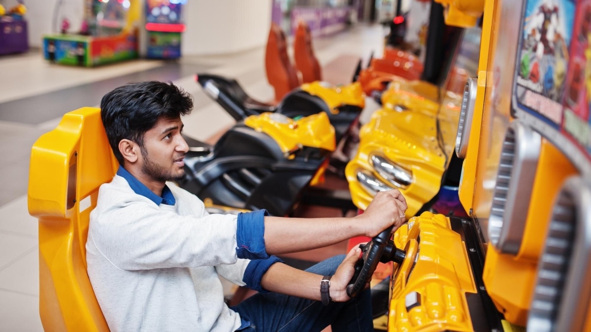 Why iGaming is Booming: The Leading Games