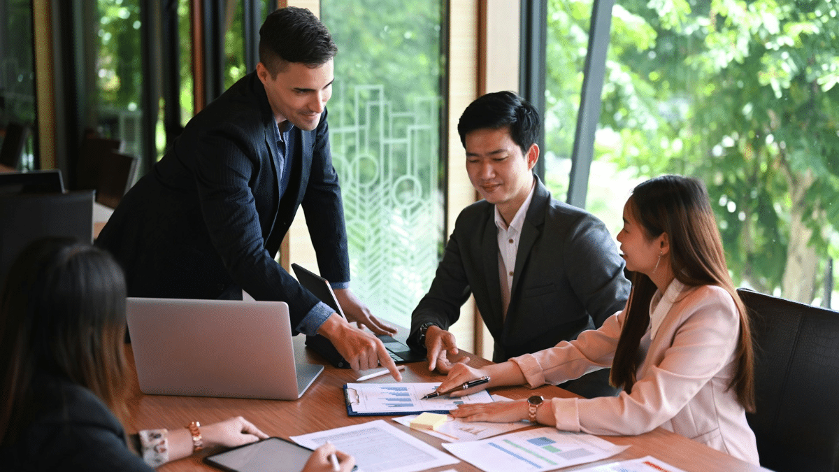 Achieving Peak Business Efficiency with Expert IT Solutions
