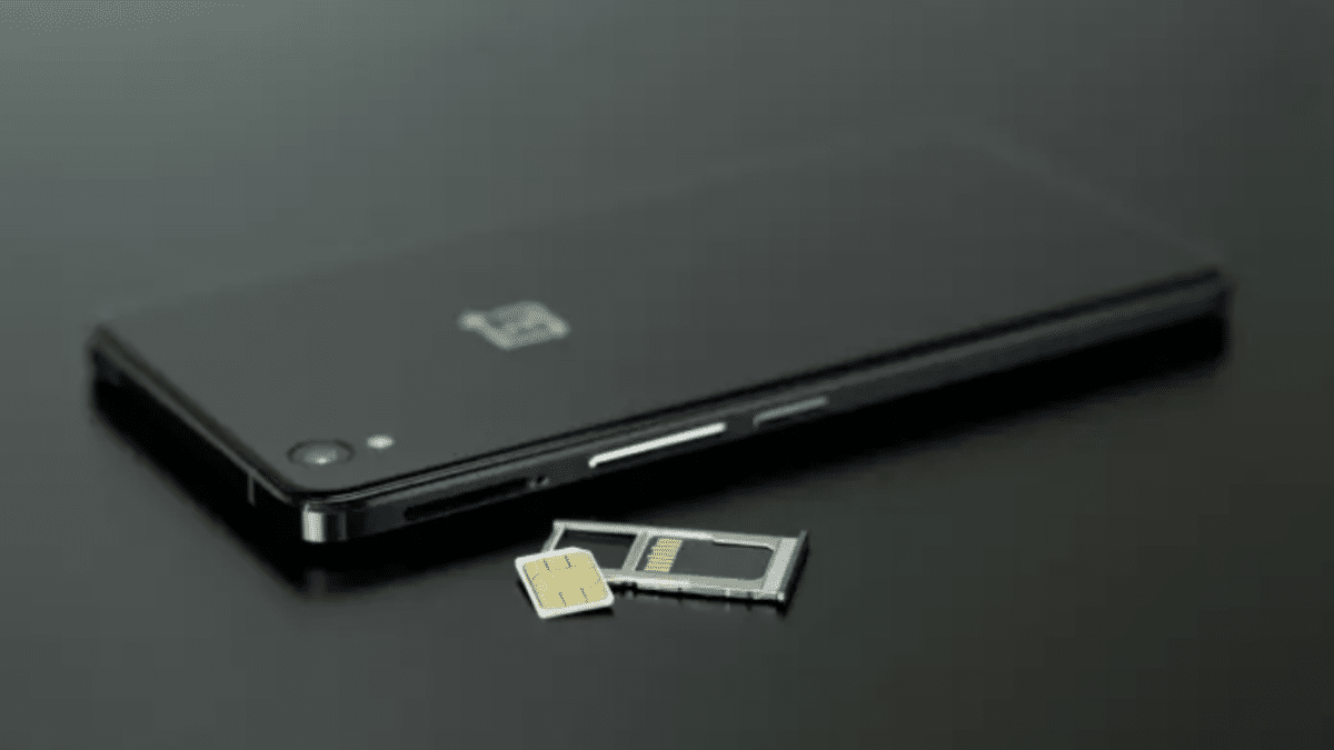 The Future of Mobile Connectivity: Why eSIM is Replacing Traditional ...
