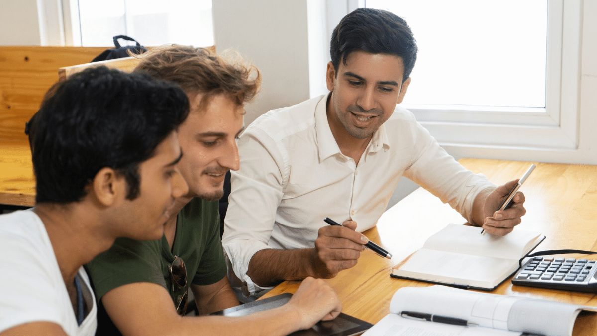 Discover the top ITR filing apps in India for FY 2024-25. See why ...