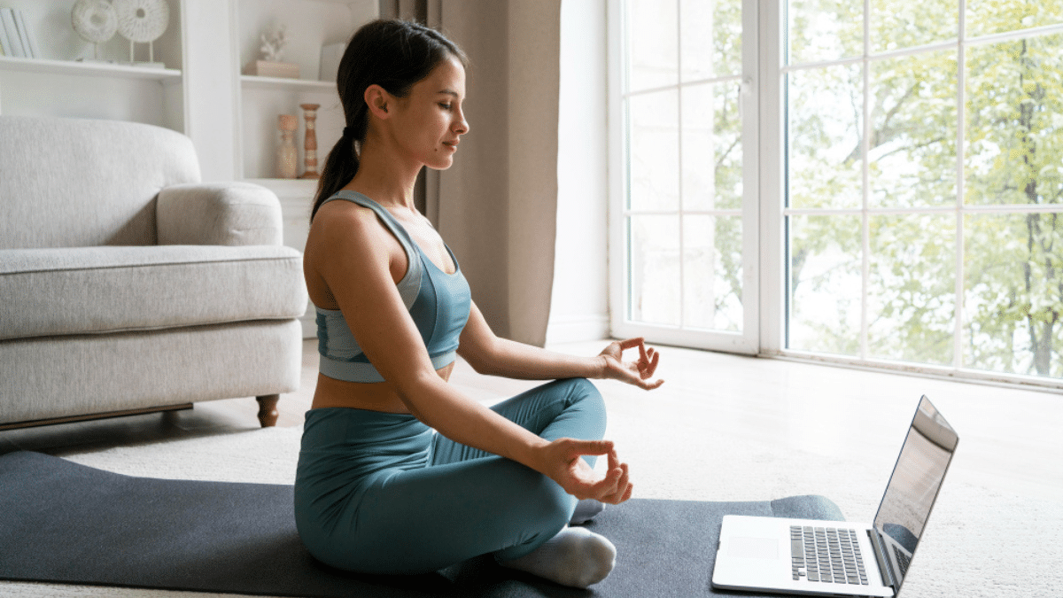 7 Amazing Benefits of Joining Online Yoga Classes Today