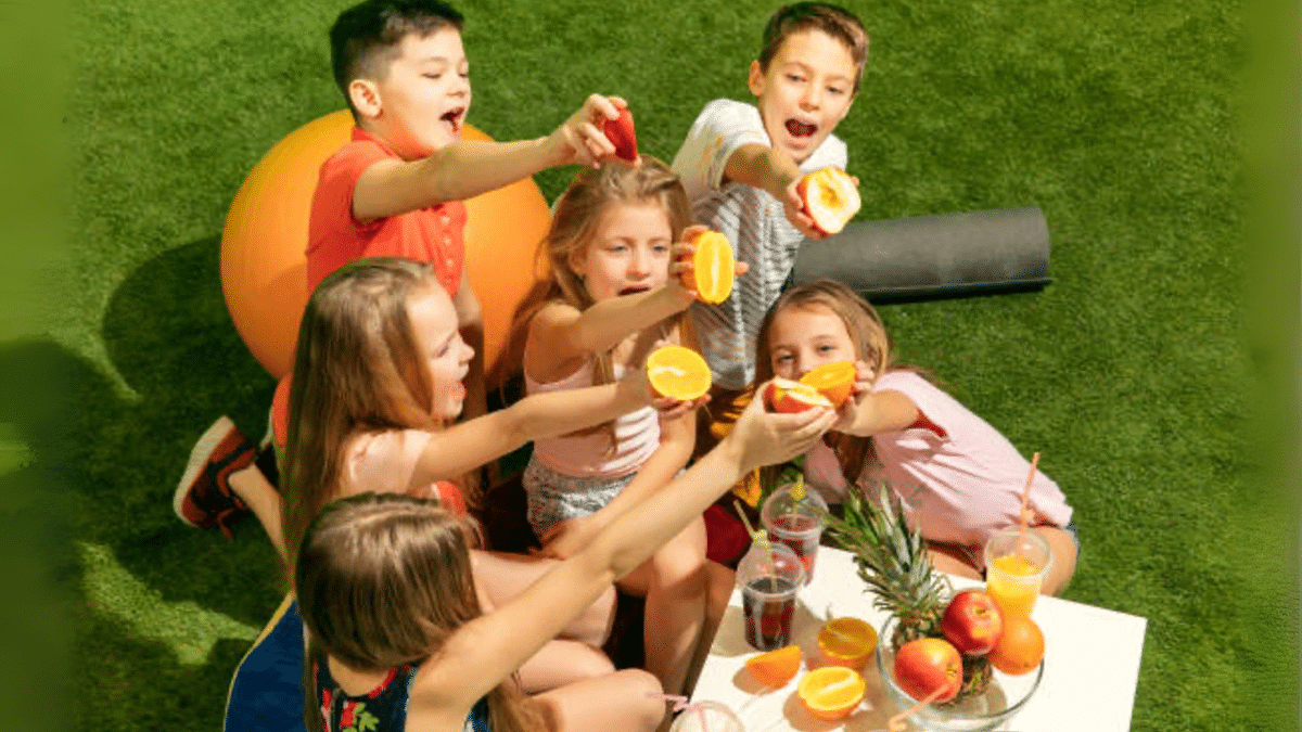 7 Easy Fruit Activities for Children’s Parties