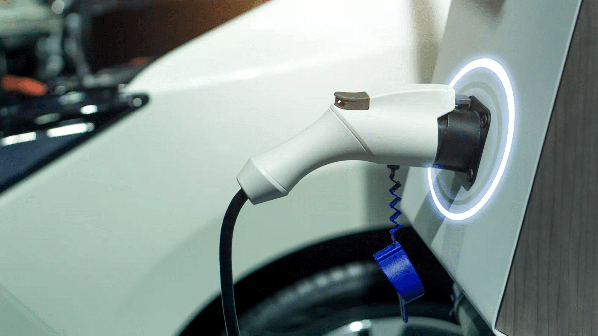 Optimize Your Drive: The Latest in Car Battery Chargers
