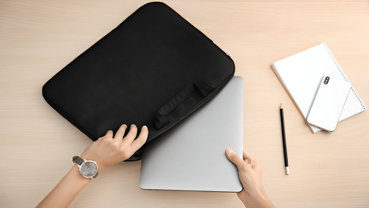 Top Custom Laptop Cases for University Students in 2025